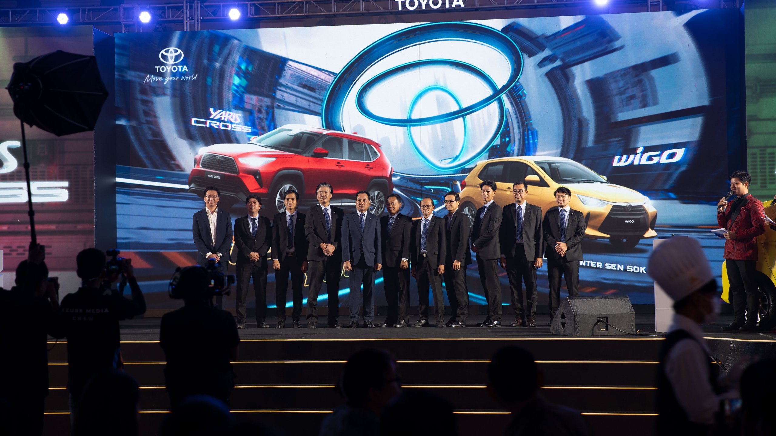 Toyota Cambodia ធ្វើអោយទីផ្សារកក្រើកជាថ្មីម្តងទៀត តាមរយៈ...