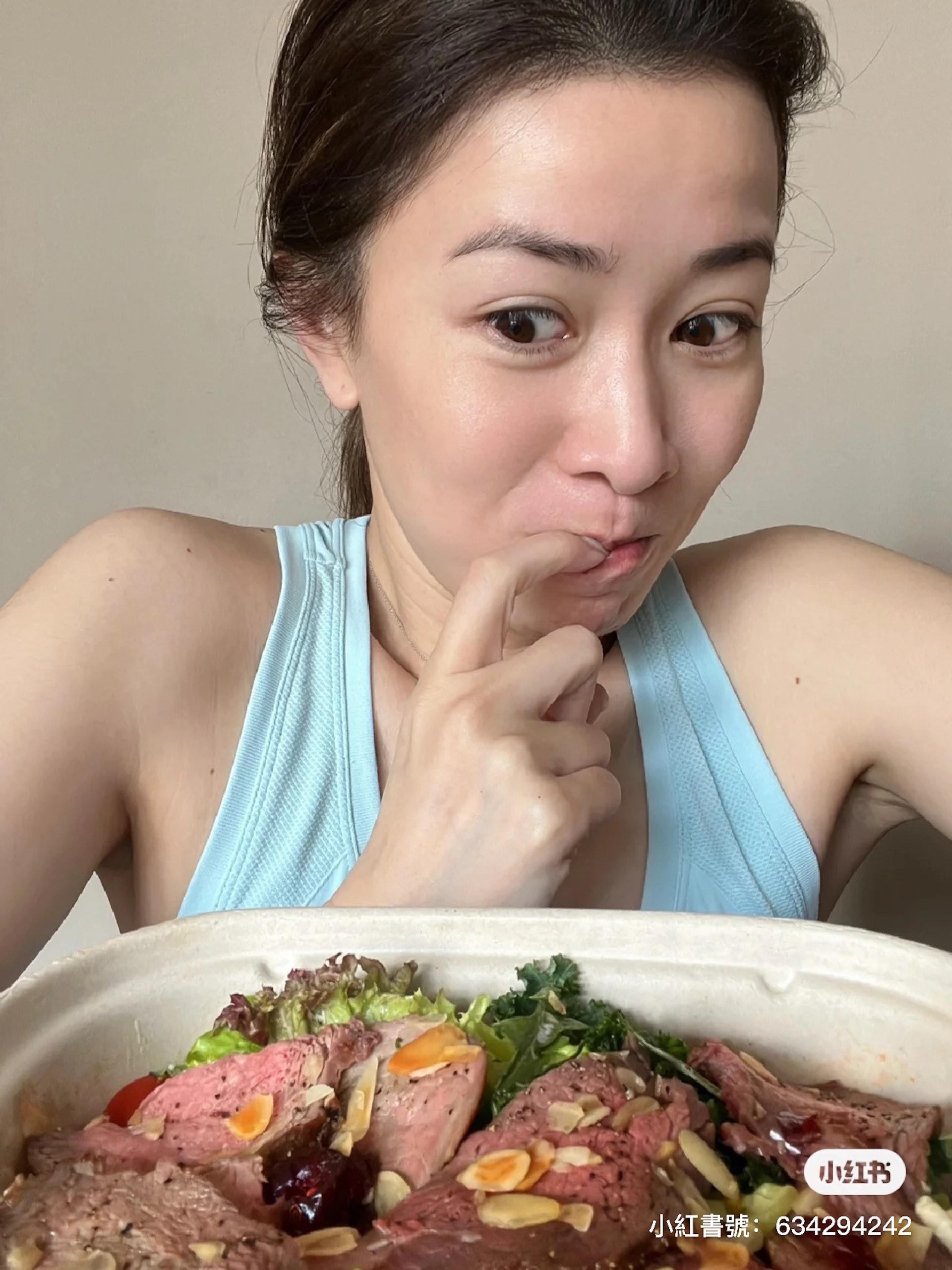 អាយុក្បែរៗ ៥០ ឆ្នាំទៅហើយ! តួស្រី Charmaine Sheh បង្ហាញមុខគ្មាន..